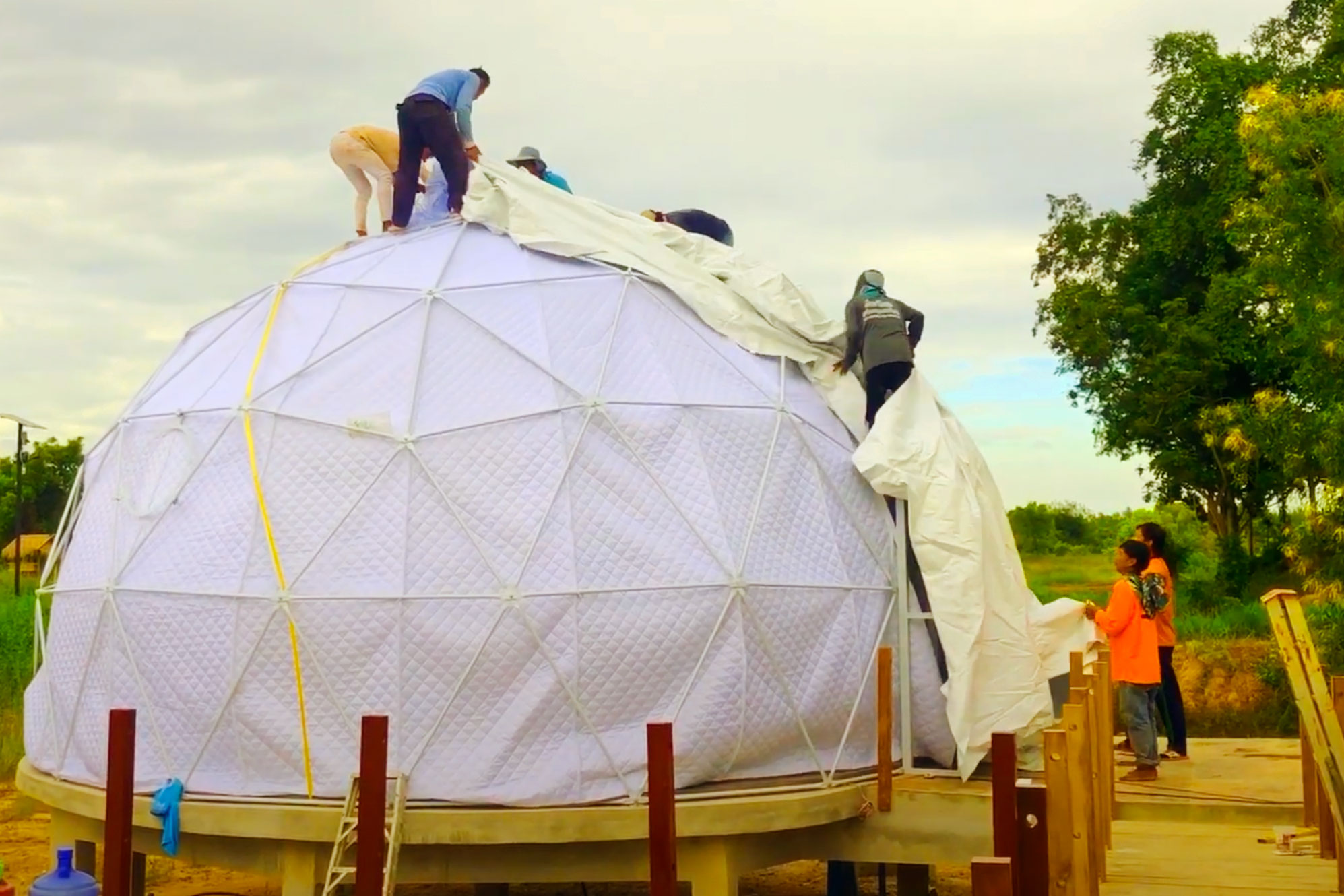 Building our Glamping Domes: Day 100 - Adding the Insulation & PVC Lining